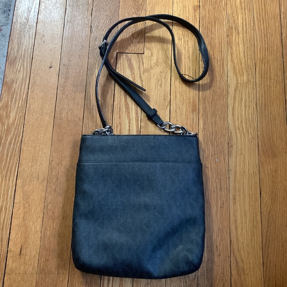 Michael Kors | Bags | Michael Kors Black Logo Crossbody | Poshmark
